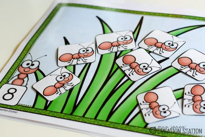 25 Fun Ant Activities for Preschoolers - OhMyClassroom.com