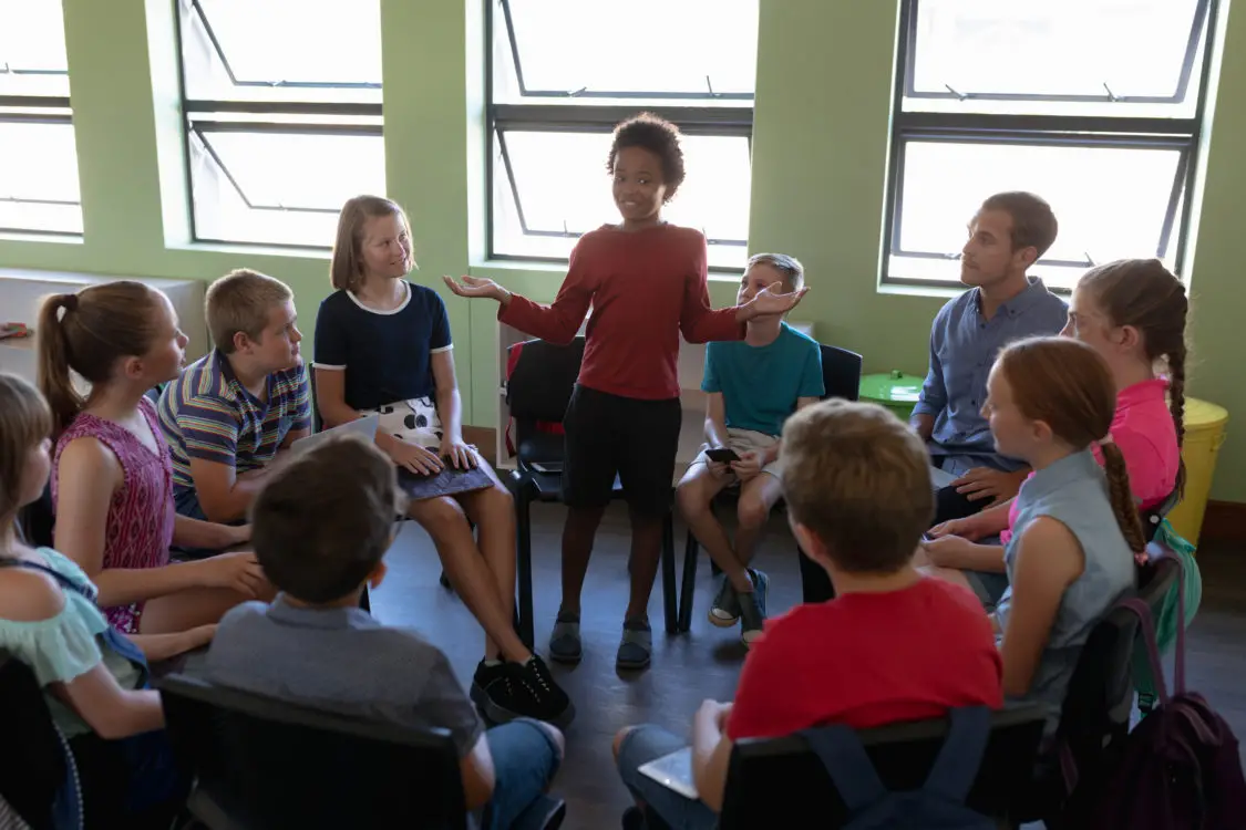 27 Fun Indoor Games To Play Without Anything OhMyClassroom 27-fun-indoor-games-to-play-without-anything-ohmyclassroom